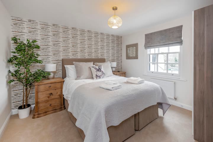 Fantastic 3-bed House In Bath With Free Parking - Bath