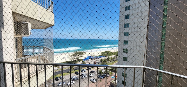 Flat Localizado No Melhor Ponto Da Praia Da Barra - Rio de Janeiro