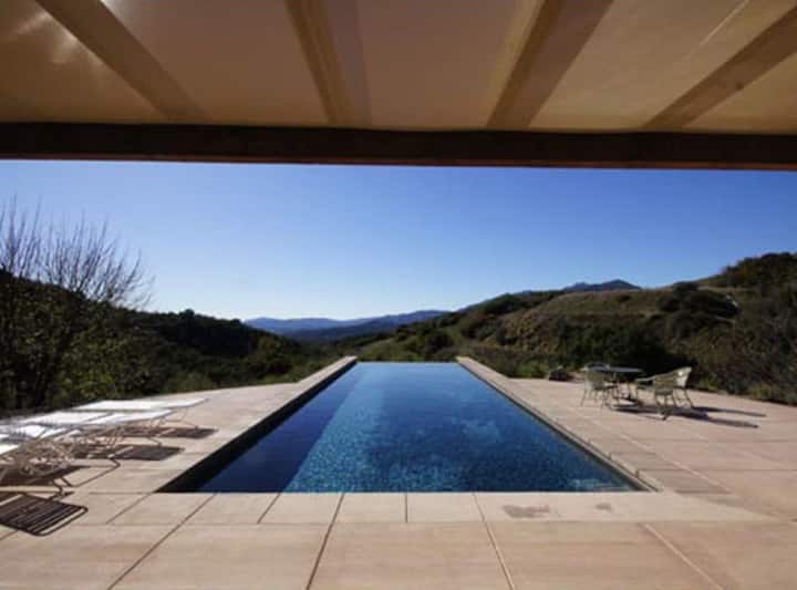 Ojai Stunning Mountain Retreat - Ojai, CA