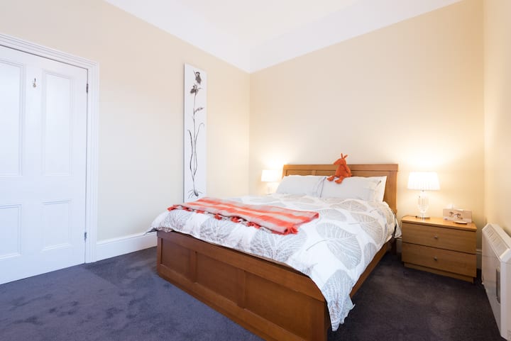 Kanga Room At Radcliff Terrace - Hobart