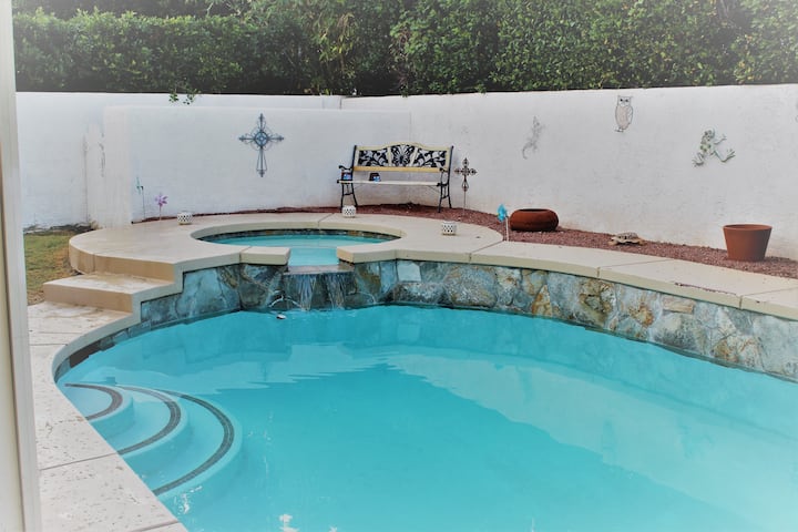 Private Suite W/pool+hot Tub. Private Entrance. - Palm Springs, CA