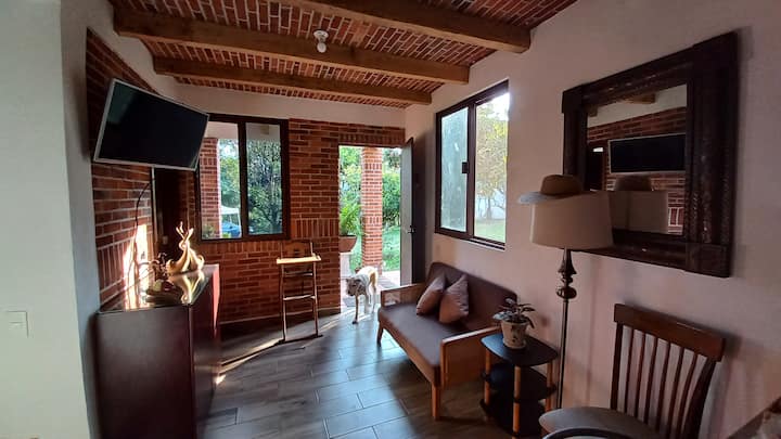 Small House  Malinalco. 5 Minutes Of The Centro - Malinalco