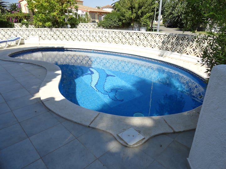 Villa 4 Chambres Avec Piscine à Empuriabrava - Empuriabrava