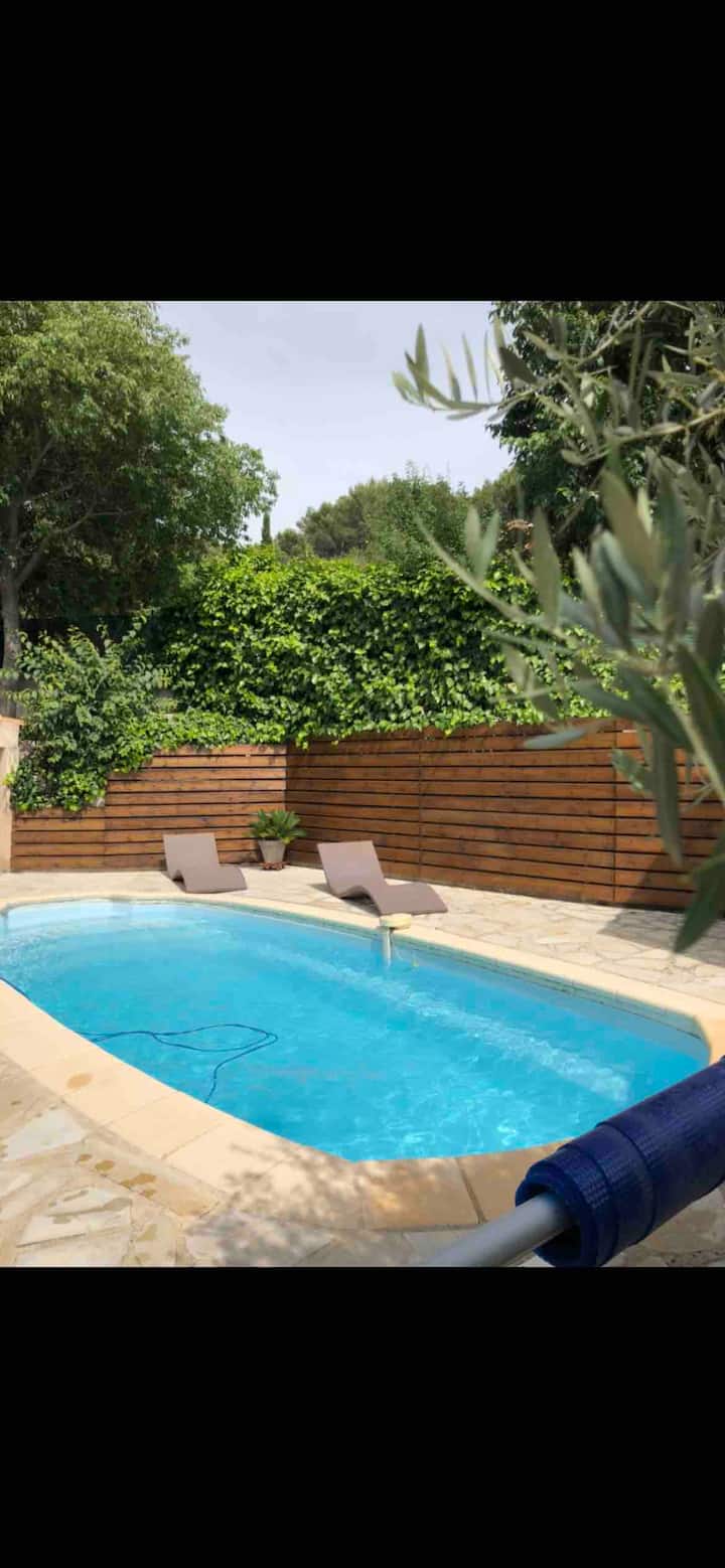 Haut De Villa Les 2 Pins Entre Calanques&garrigue - Nans-les-Pins