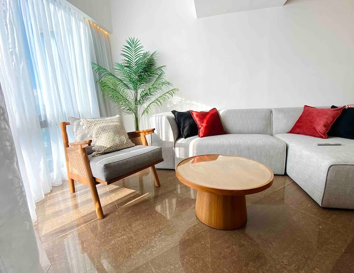 Modern City Living Above Shopping Mall - Jakarta