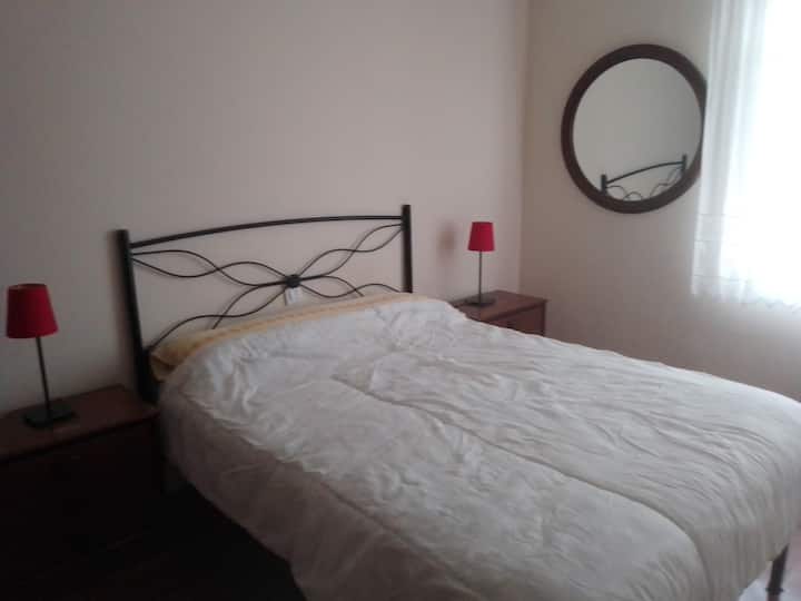 Habitación De Una Cama Doble - Castro Urdiales