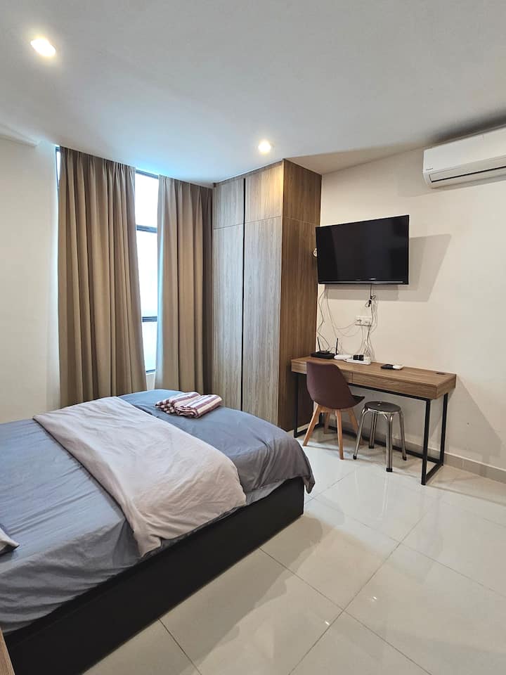 Travo Studio In Kuching City–2 Pax-kozi Square - Kuching