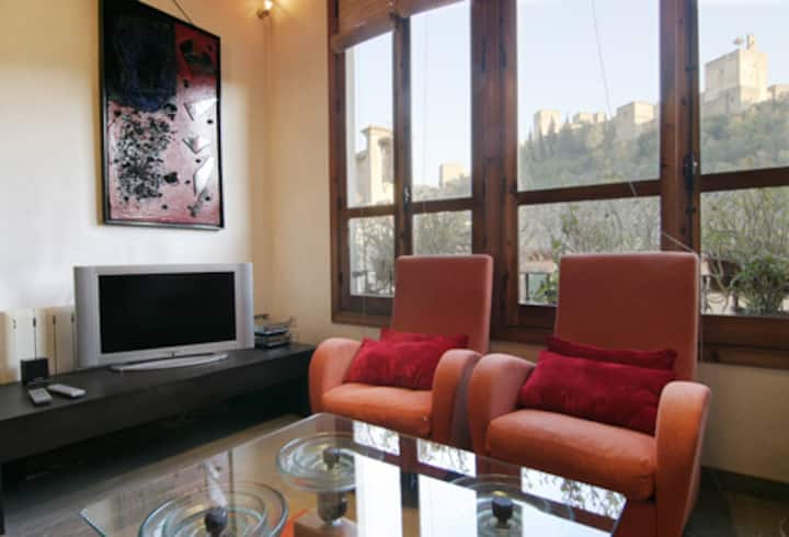 Alhambra Luxury Loft - Granada, Spain