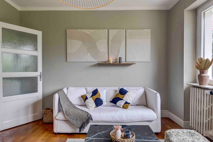 Elle & Belle - Annecy - Parking, Proche Du Lac - Annecy-le-Vieux