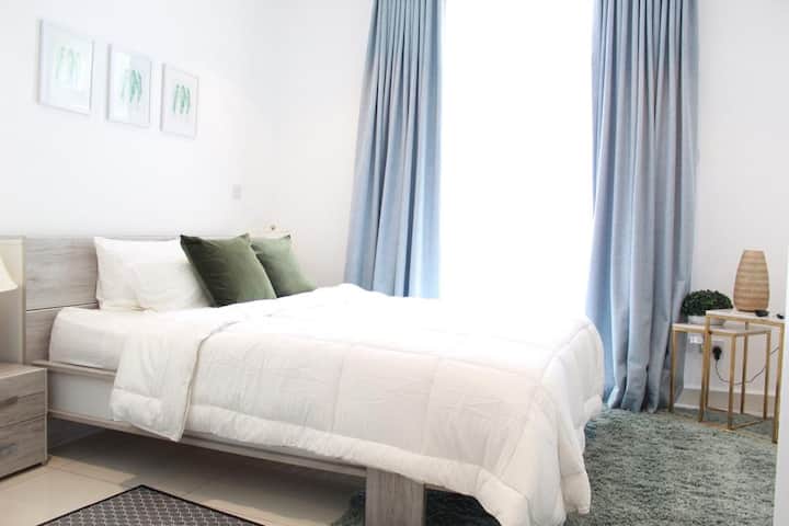 Deluxe Apartment With On-site Restaurant - Ghana