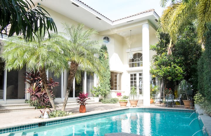 Intracoastal Beach Home W/boat Dock - Lake Worth, FL