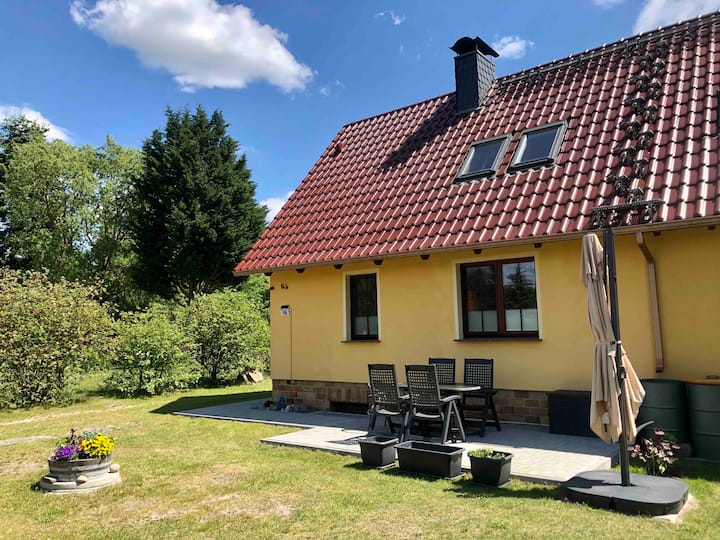 Ferienhaushälfte Im Grünen Mit Holzofensauna - Chorin