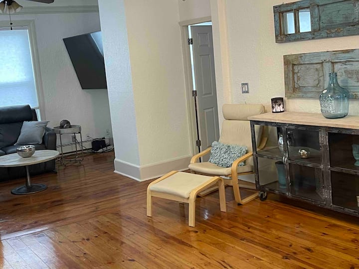 Apartment In Sunny Salem - Salem, MA