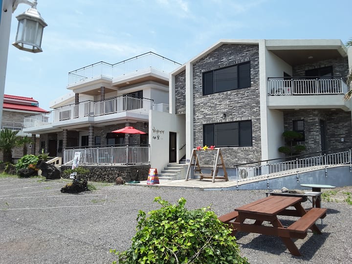 하얀언덕-202호 - South Korea