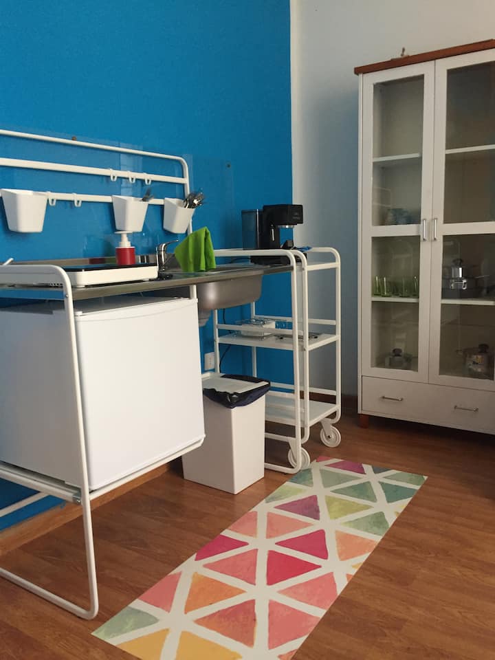 Monolocale Ideale Per Coppie E Un Bambino - Salerne