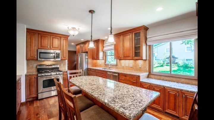Great Location Near The Lake/bike Loop! - Lake Kegonsa, Stoughton