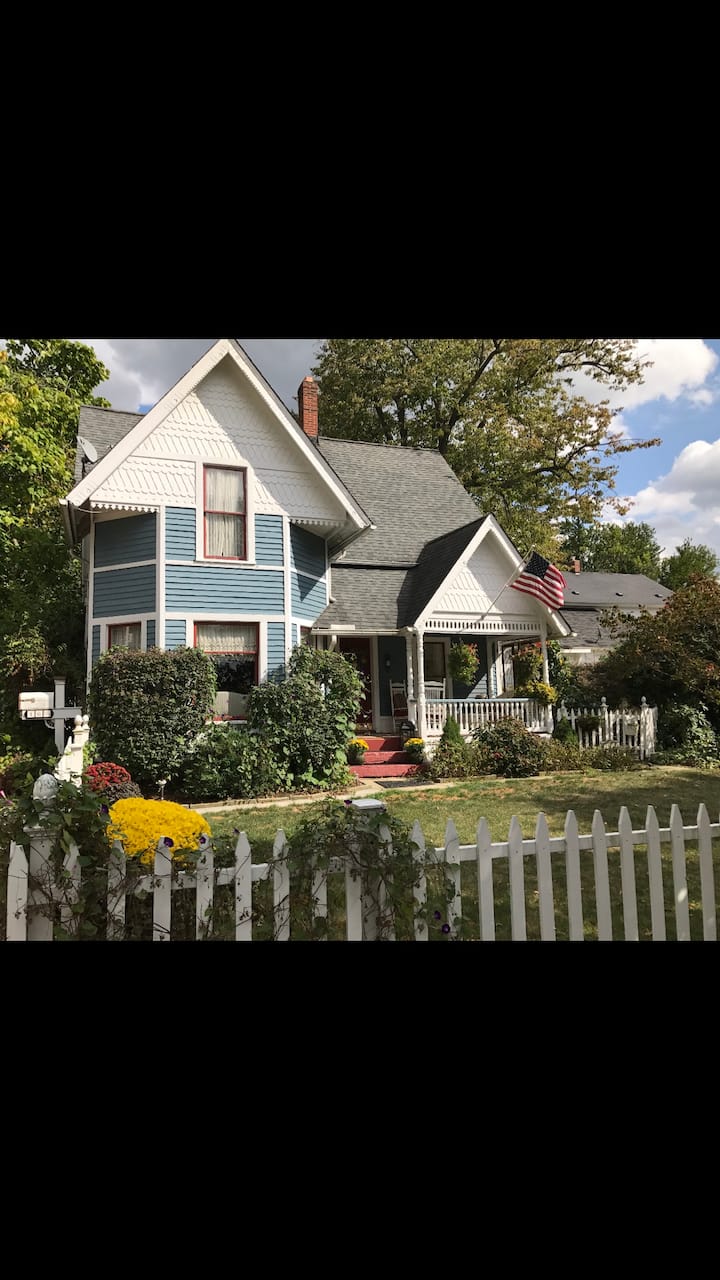 The ”Philomethian Hotel” - Bainbridge, OH