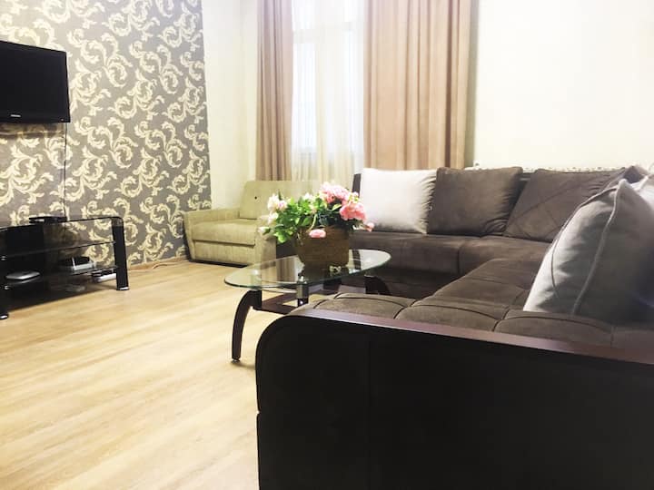 Barnovi Apartament - Tbilisi