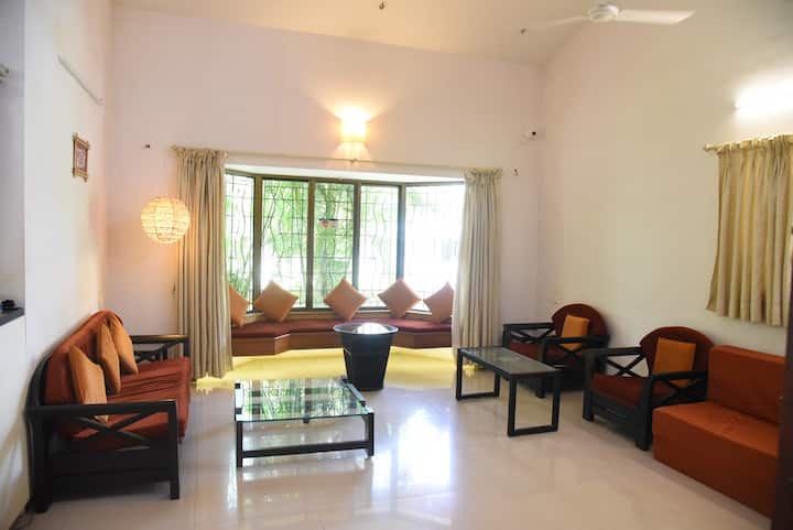 Super Deluxe Ac Room At The Mango Villa - Ratnagiri