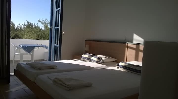 ''Yoka Place''  Εξοχικές κατοικίες - Paros