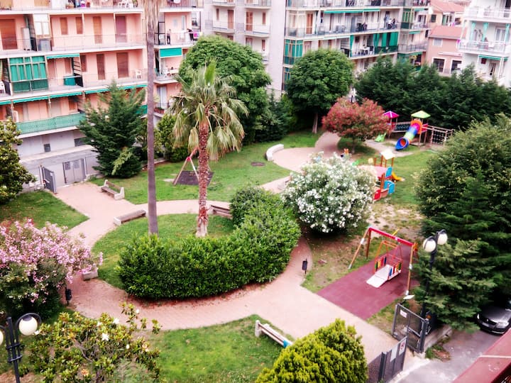 Casa Merlino - Camera Tinello Cucinino Pressi Mare - Loano