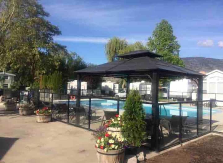 Osoyoos Beach Home-perfect For Snowbirds! - Osoyoos