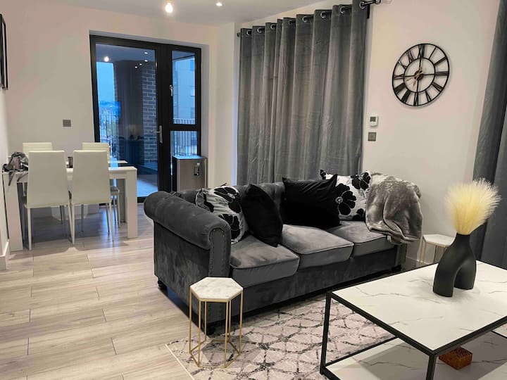 Classic And Cosy 2 Bedroom Flat In Croydon - Croydon, UK