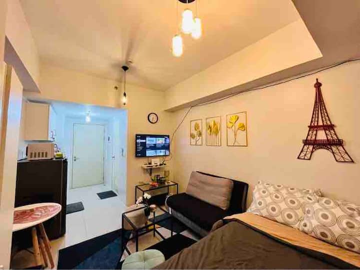 La Maison De Razon – Jazz Residences Makati - Makati