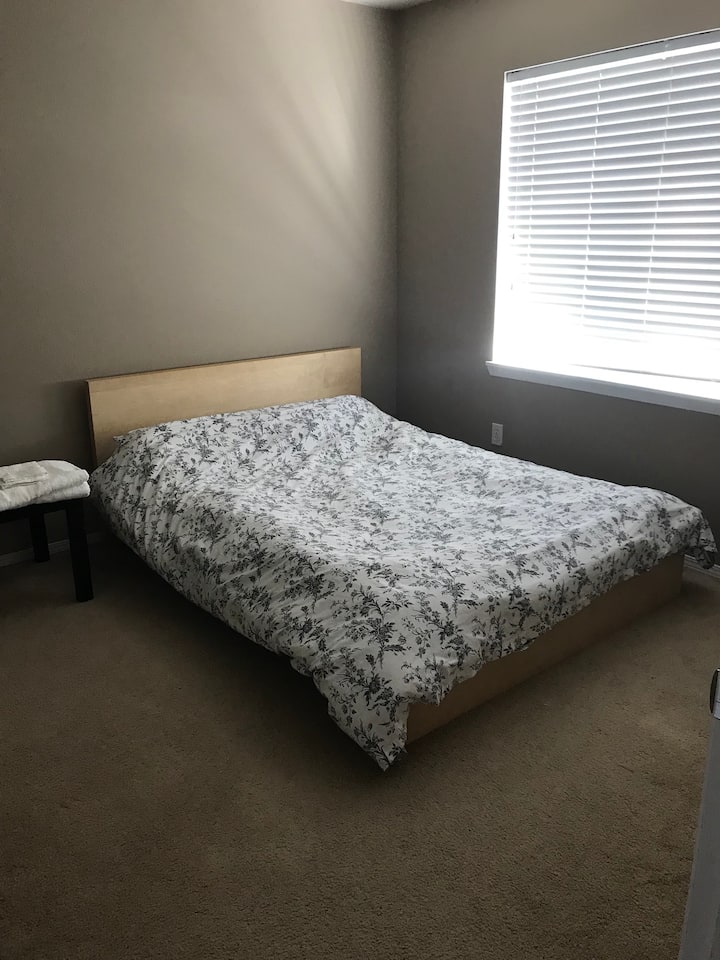 Private Bed/bathroom In Beaverton!max Line, Costco - Beaverton, OR