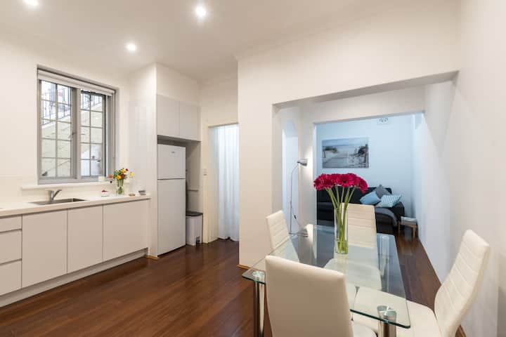 Stunning Bondi Unit-beach At The End Of The Street - 邦代海灘