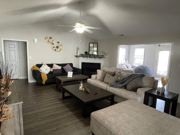 Cozy And Private ‘Blue’ Room - Jacksonville, NC