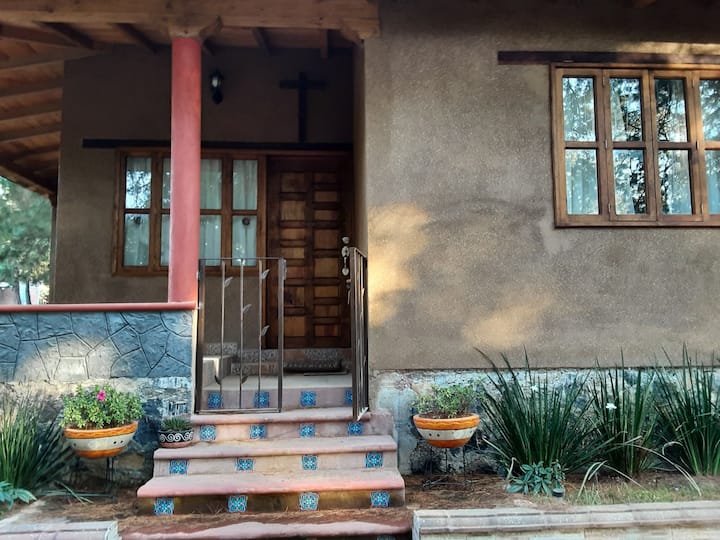 Cabaña Quercus Ii
Wifi, Chimenea, Netflix, De Lujo - Pátzcuaro