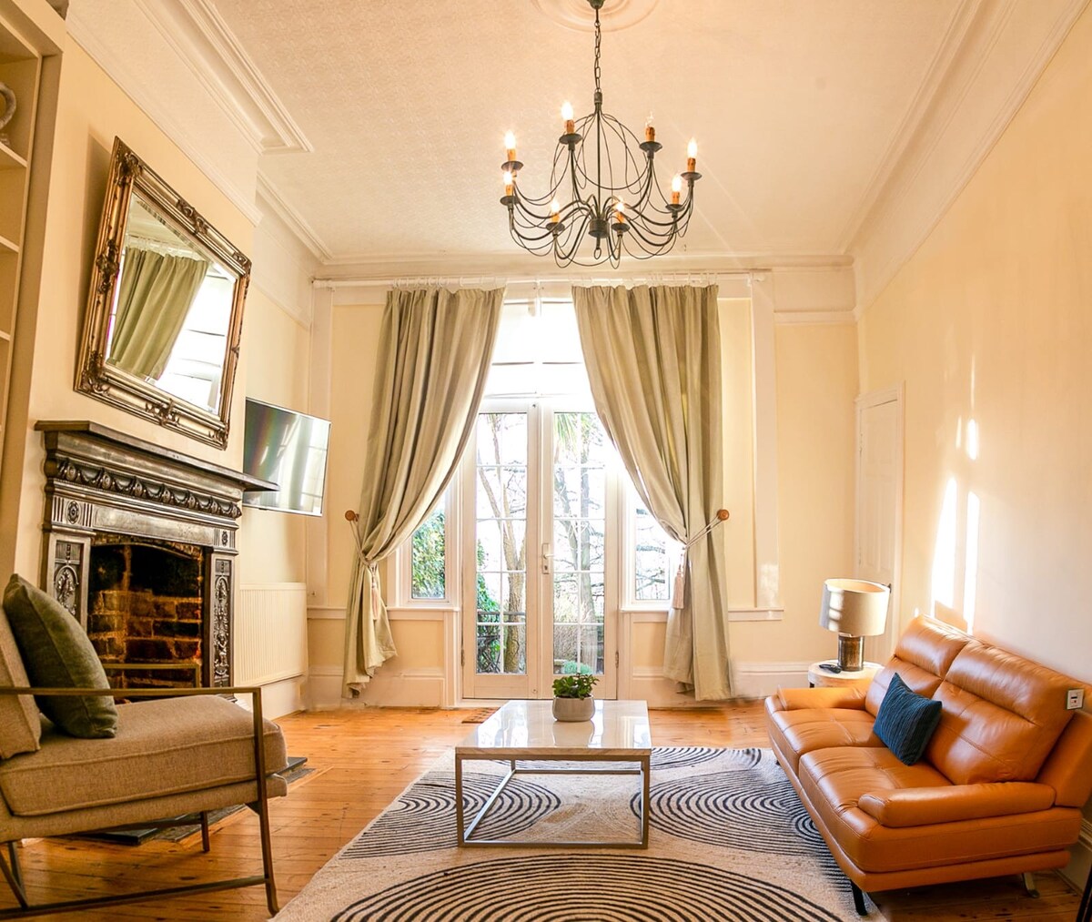 Charming, bright Victorian garden flat in Hendon - Flats for Rent in ...