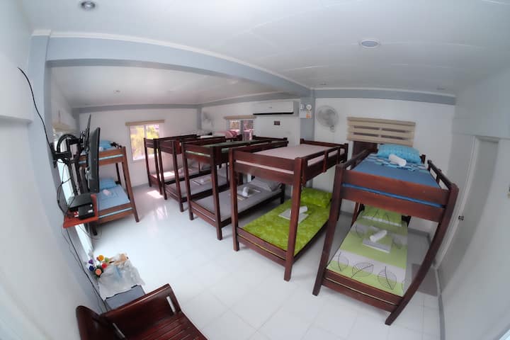 L & M Hearthstones Lodge - Dormitory - Oslob