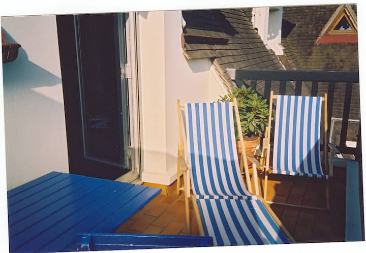 Charmant Duplex Centre Ville Sur Rue Calme - Deauville