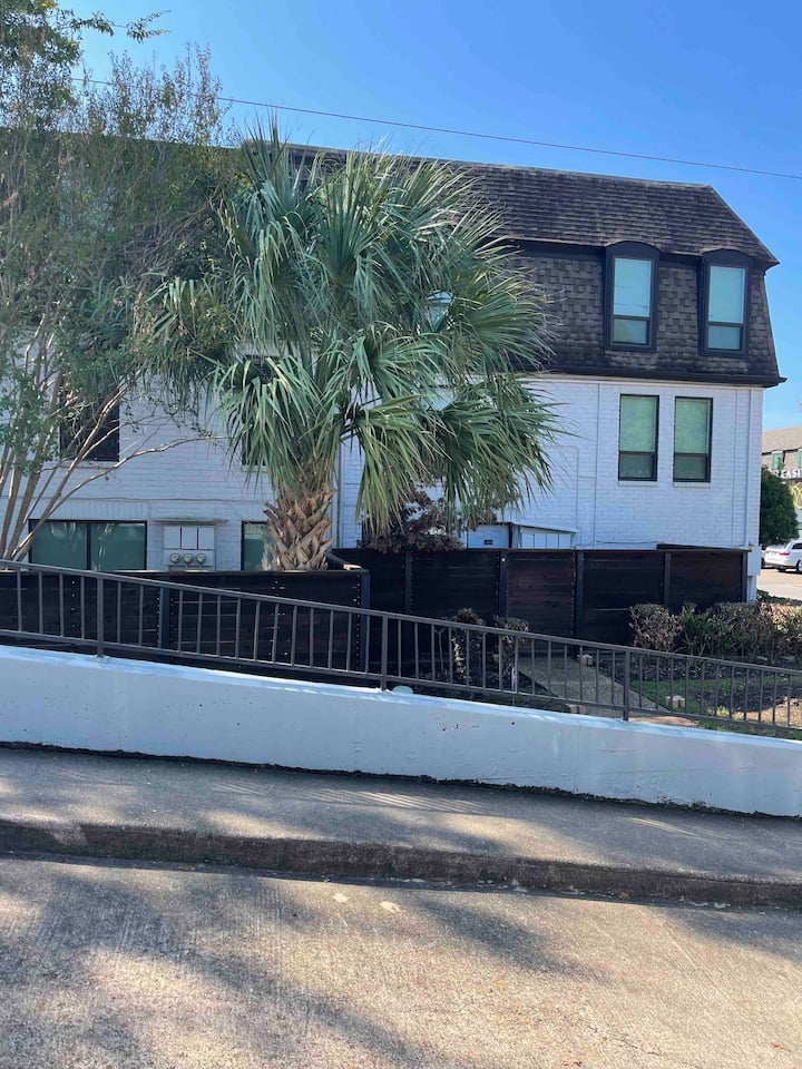 ‼️Relax & Explore‼️spacious Apt/near Med- Center - Gulfton - Houston