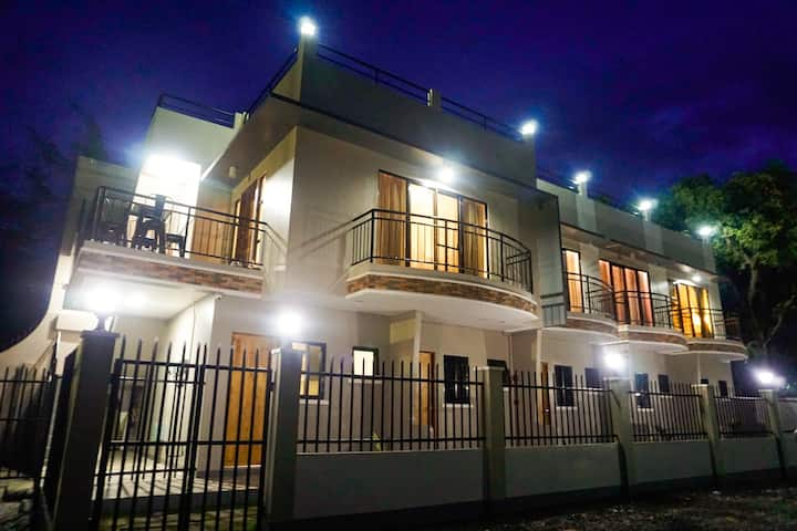 3 Bedrooms W/wifi/netflix And Free Airport Pickup - Lapu-Lapu City