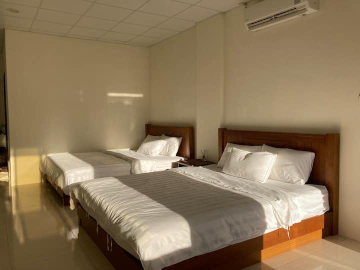 <寵物友善>曬黑,過生活 - 헝춘 진