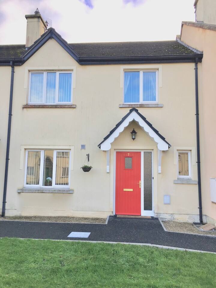 No.7 Oyster Bay Court - Newry