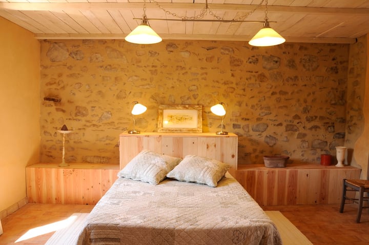 Chambres D'hôtes La Pierre Folle - Cluny