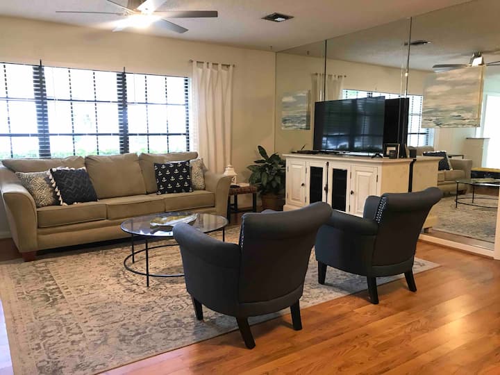 Nicely Appointed & Peaceful ~ King Mb Suite - Vero Beach, FL