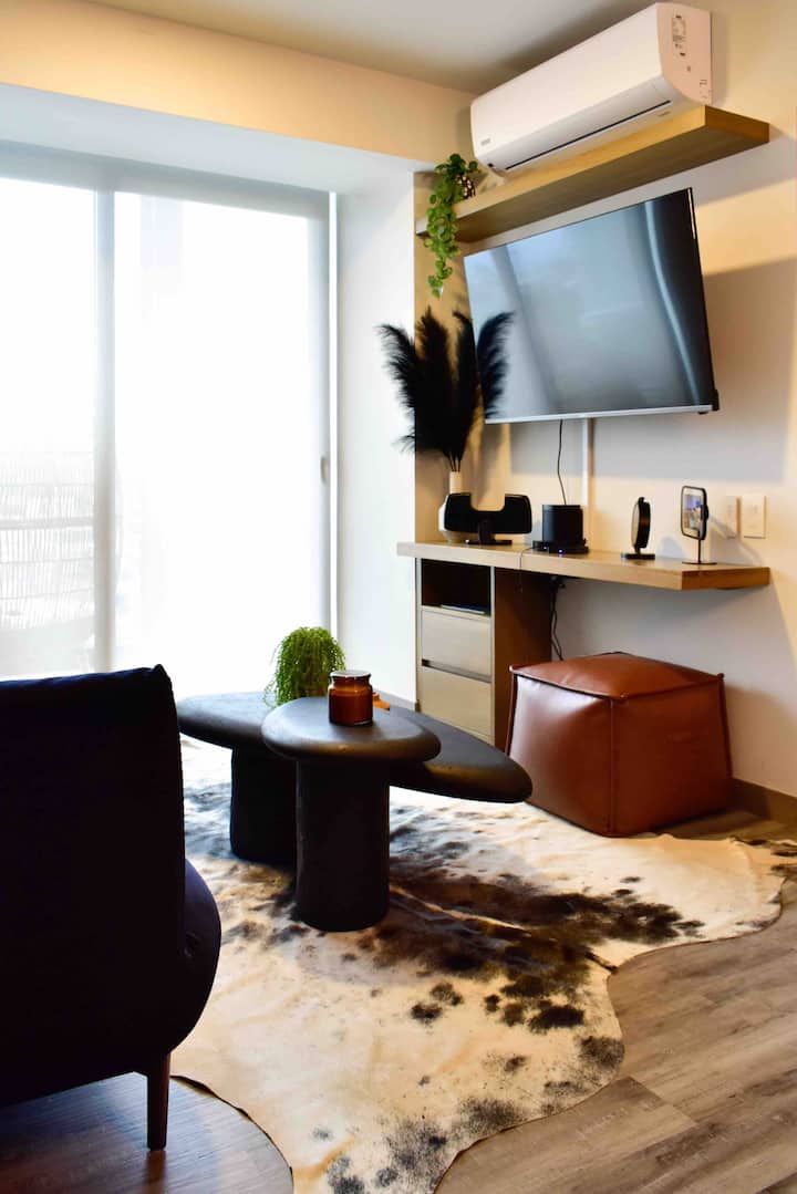 Petite Palace At Cosmo Tower - Costa Rica