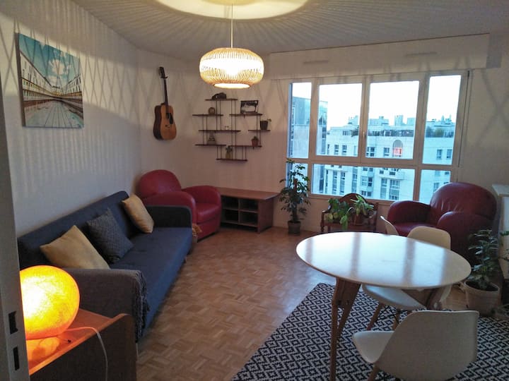 Chambre Privée Très Calme Mais Au Pied Du Métro - Gare de l'Est - Paris