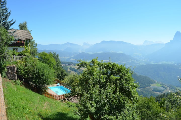 Chalet With Pool And Garden Overlooking The Dolomites - Alpe di Siusi