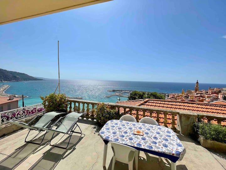 Stunning Sea View & Large Sunny Terrace Apt - Cap-d'Ail