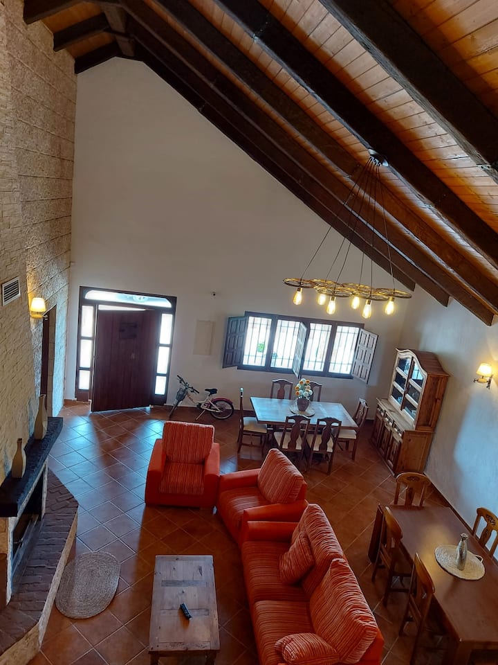 Casa Rural La Fortaleza, Acogedora Y Amplía - Lorca