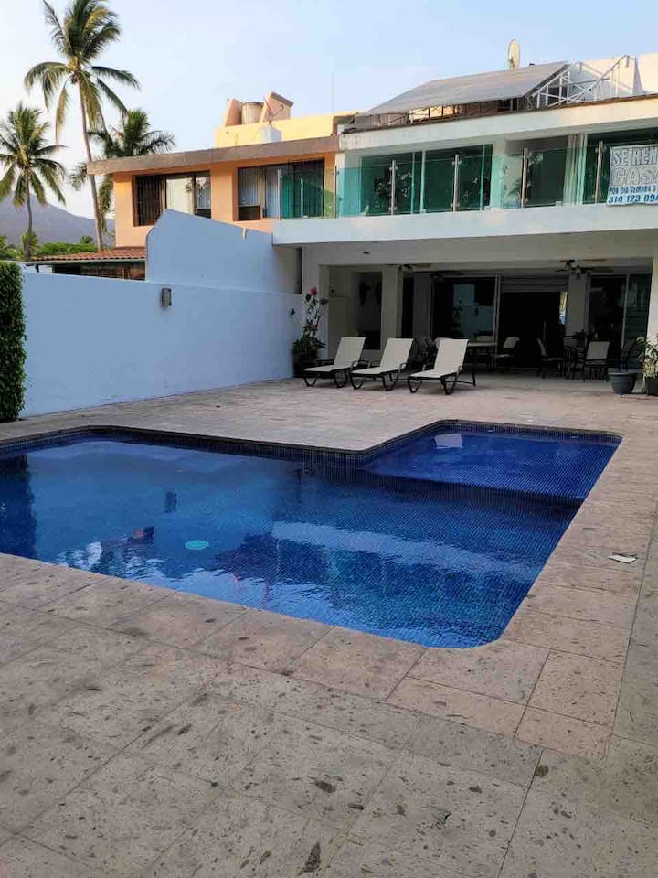 Club Santiago Maria Bonita A 150 Mts. De La Playa - Manzanillo