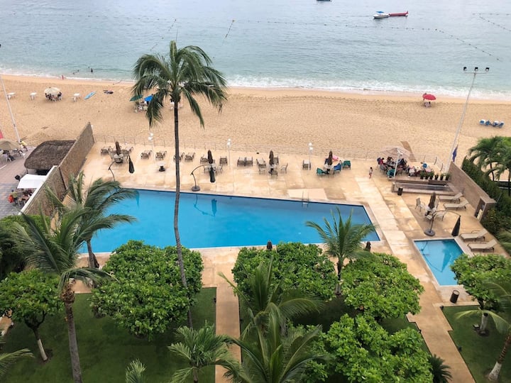 Muy Exclusivo Con Vista Al Mar Y A Pie De Playa !! - Acapulco