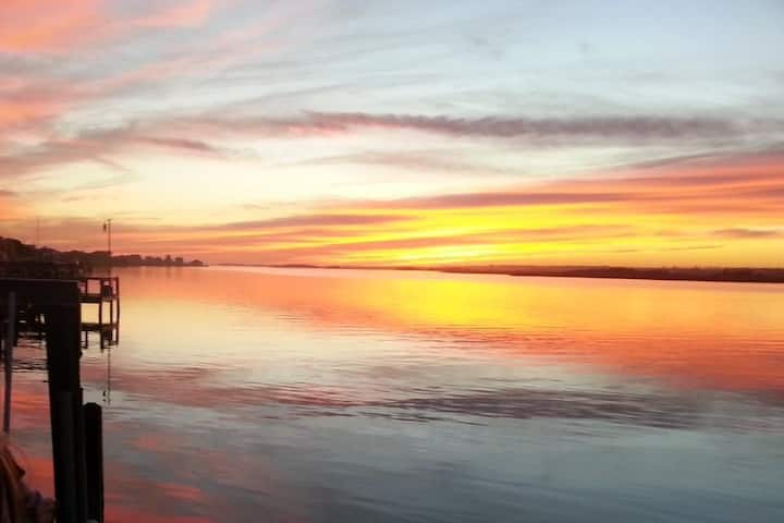 Let's Do Sunset! Best Views Waterfront Pool Boats - Topsail Beach, NC