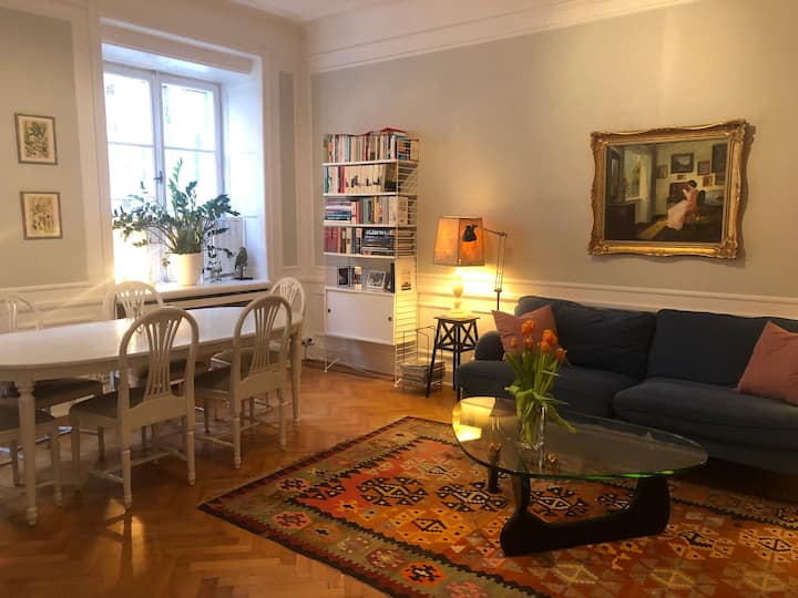 Beautiful And Spacious Apartment In Best Location - Sundbyberg